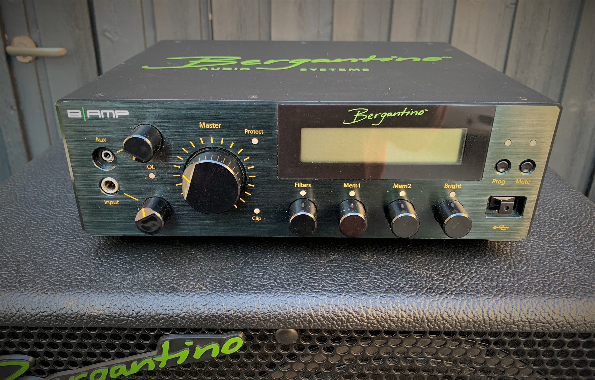 Top front — Postimages